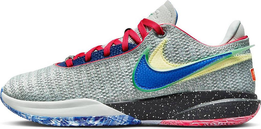 Nike Performance Herren Basketballschuhe LEBRON 20 TRINITY in silber ...